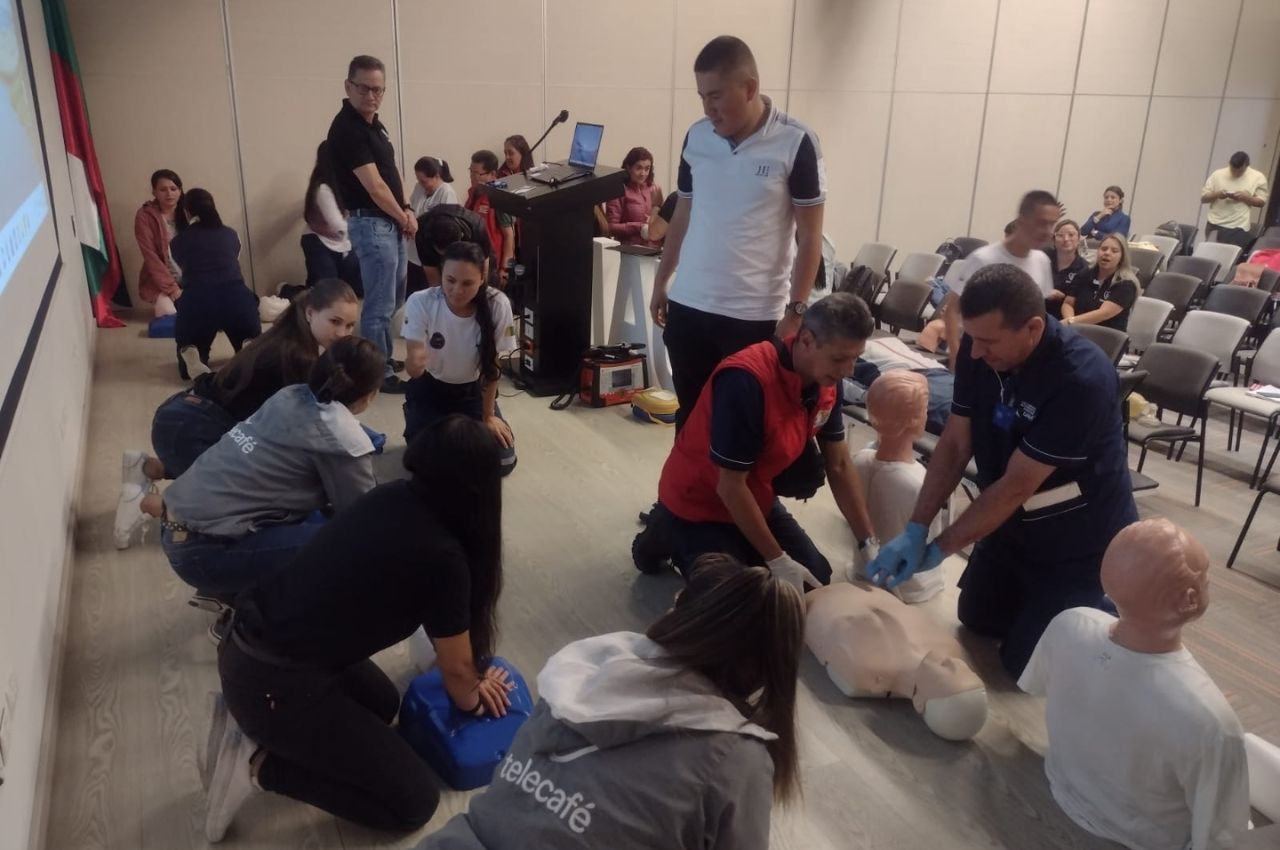 Plan de Ayuda Mutua se capacita como primer respondiente